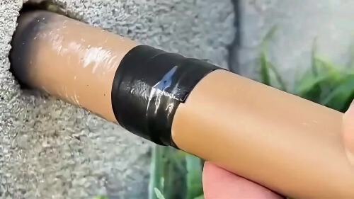 物业收500块却派个学徒工来接水管,还保证说只要漏水就免费修