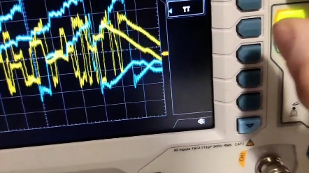普源示波器1102Z-E播放bad apple有屏幕的地方就有bad apple