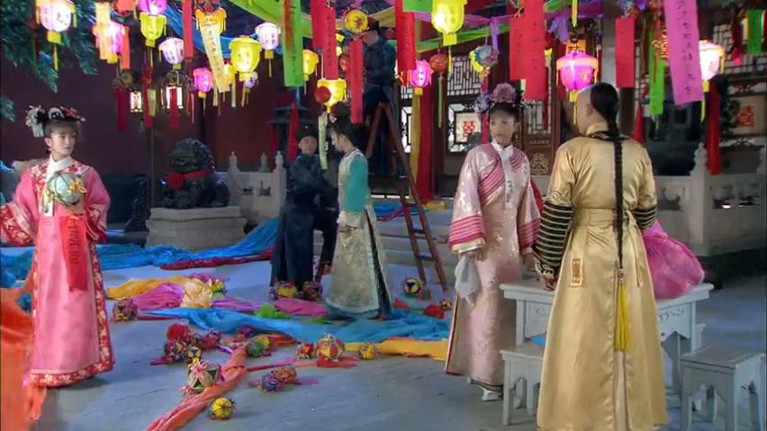 还珠格格:永琪即将娶欣荣,小燕子心灰意冷,永琪送来道歉彩带