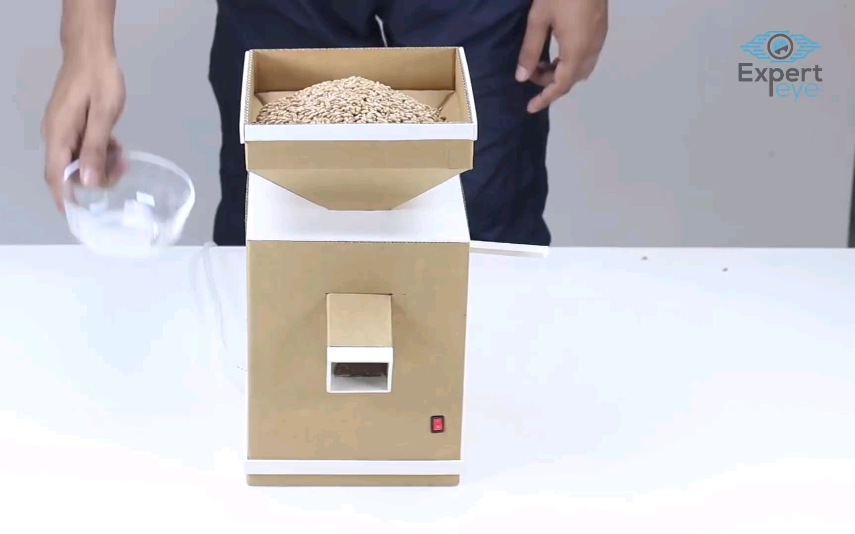 在家自制研磨机,轻松把各种谷物磨成粉!