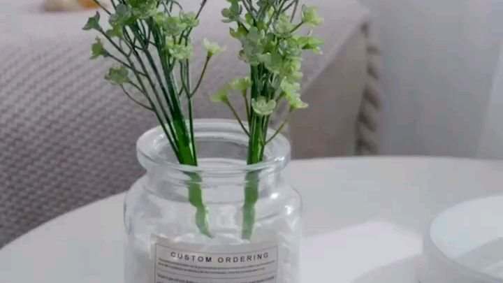 纯棉羽丝绒枕芯,可以直接用洗衣机洗,友情提示:枕芯要经常晒哦