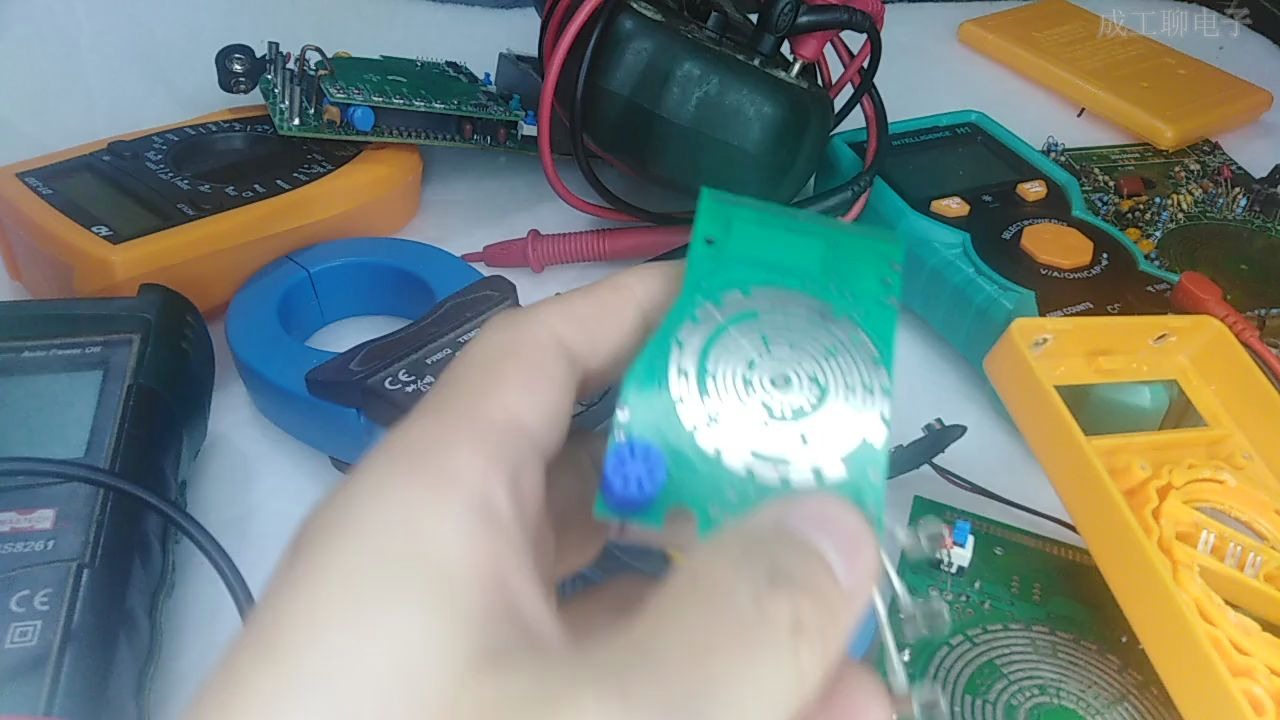 万用表电路板讲解与电流校准