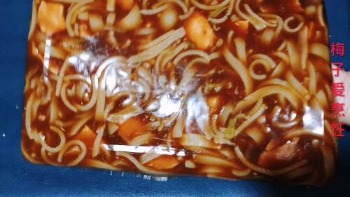 肉皮冻的正确做法,比例步骤告诉你,爽滑劲道无腥味,简单好吃
