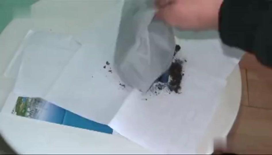 购买充电宝需谨慎!充电宝突然爆炸,家中秒变“火灾”现场!#手机 #安全