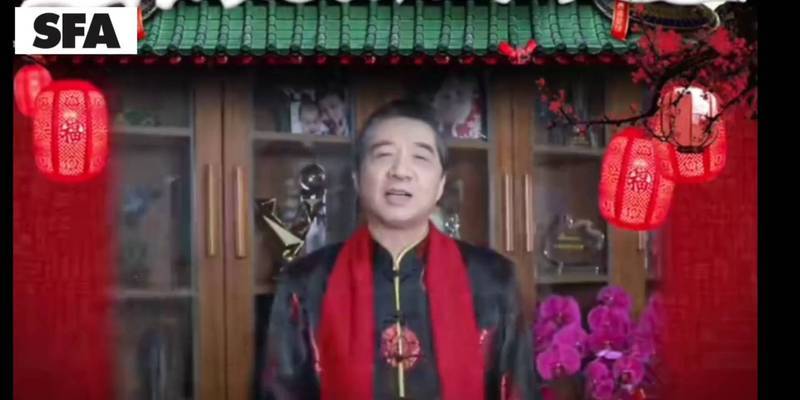 局座给大家拜年了! 张召忠
