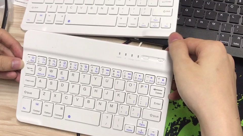 033蓝牙键盘WIN7连接使用方法