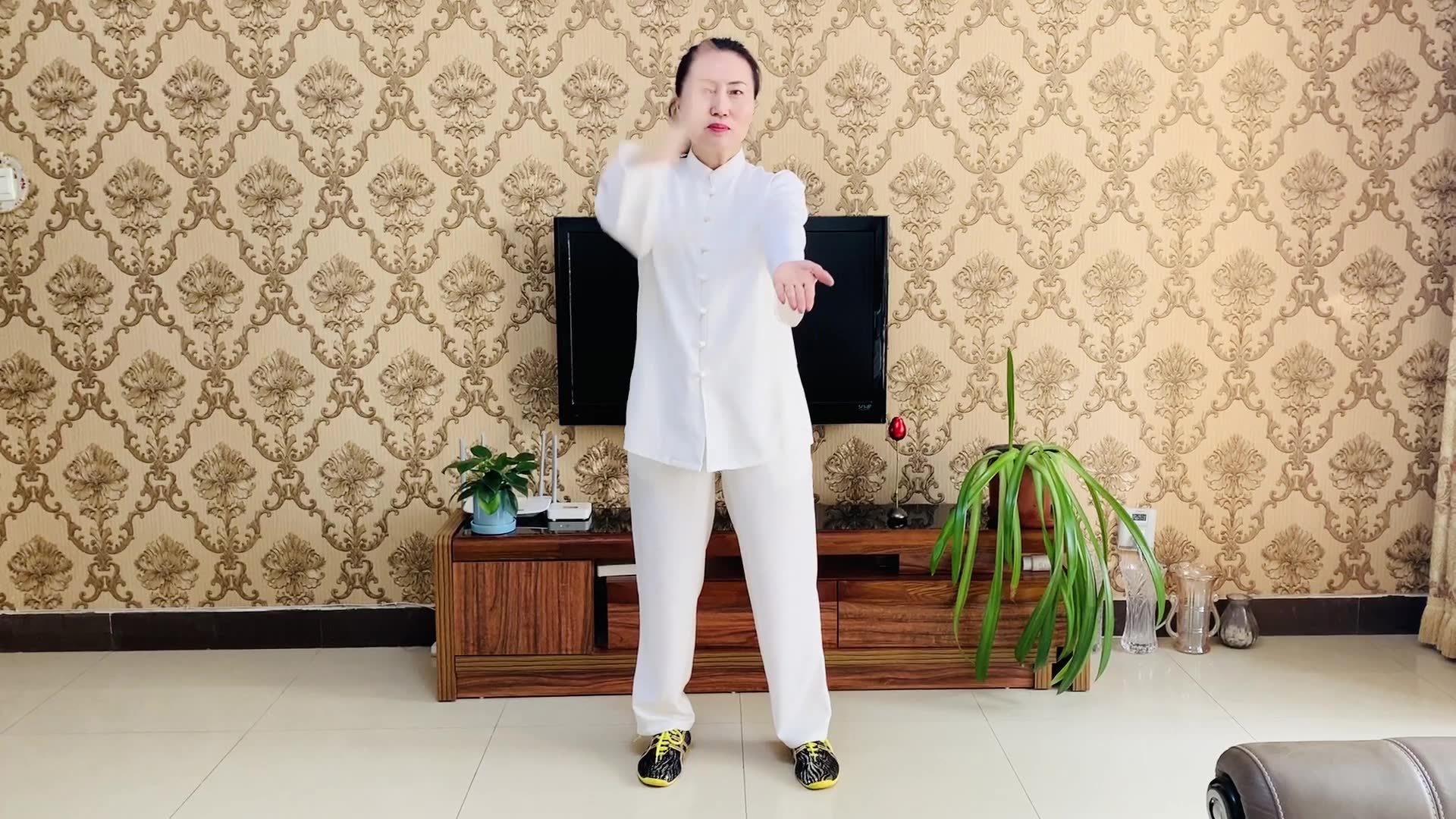 魏博士带你锻炼:慢病人群经络拍打八虚保健操