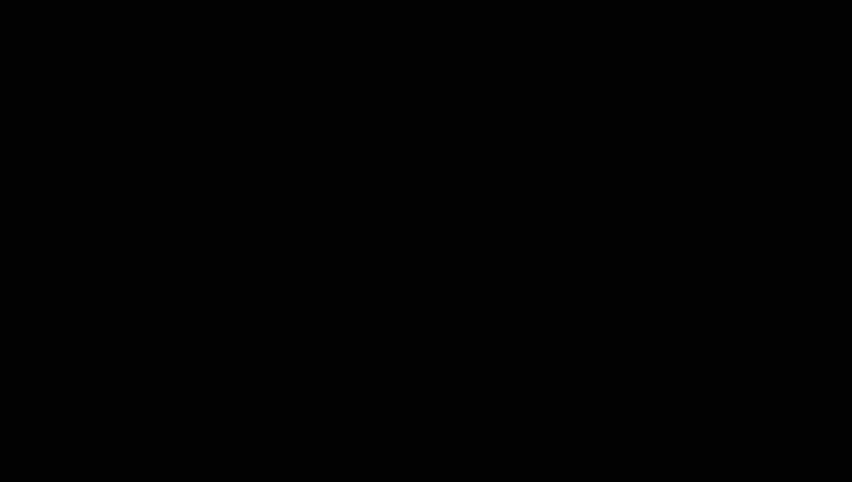 三脚架碳纤维管编织缠绕技术。轻,稳,结实。