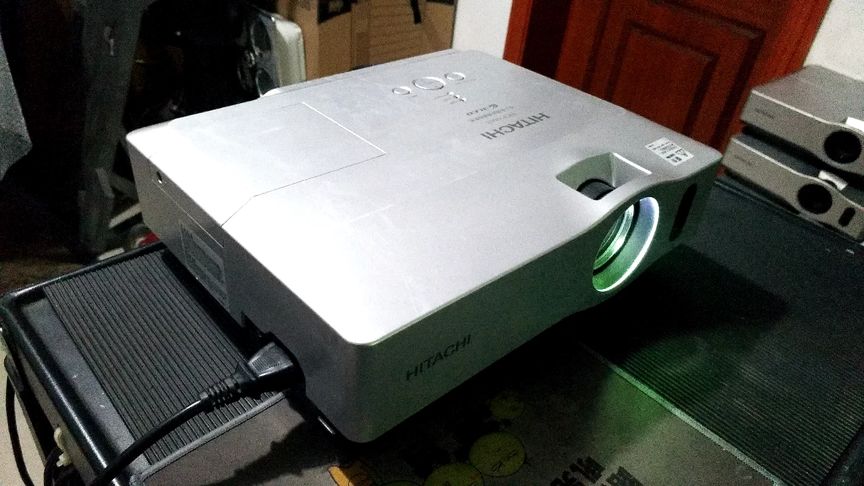 日立投影机,二手投影仪