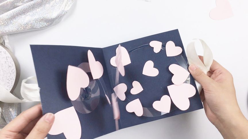 七夕快到了,教你做一个立体小心心表白卡,打开就能感受满满的爱