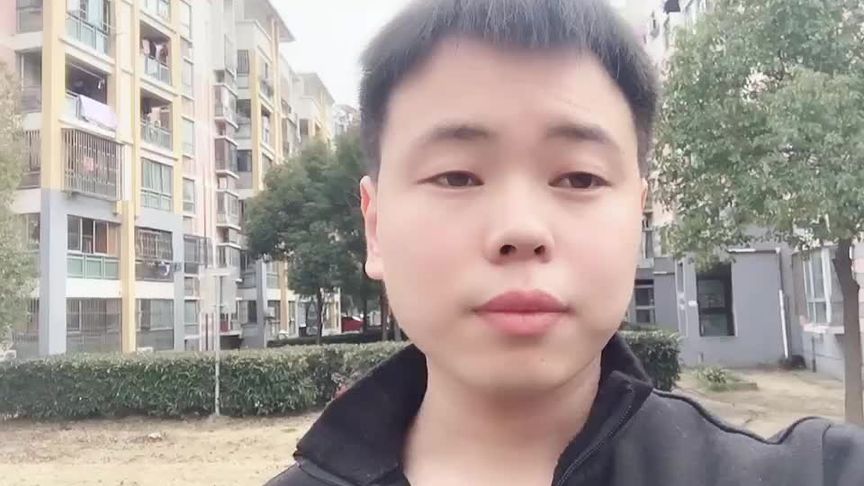 飞猪去租房子,一个1500,一个1200,该选哪一个呢?