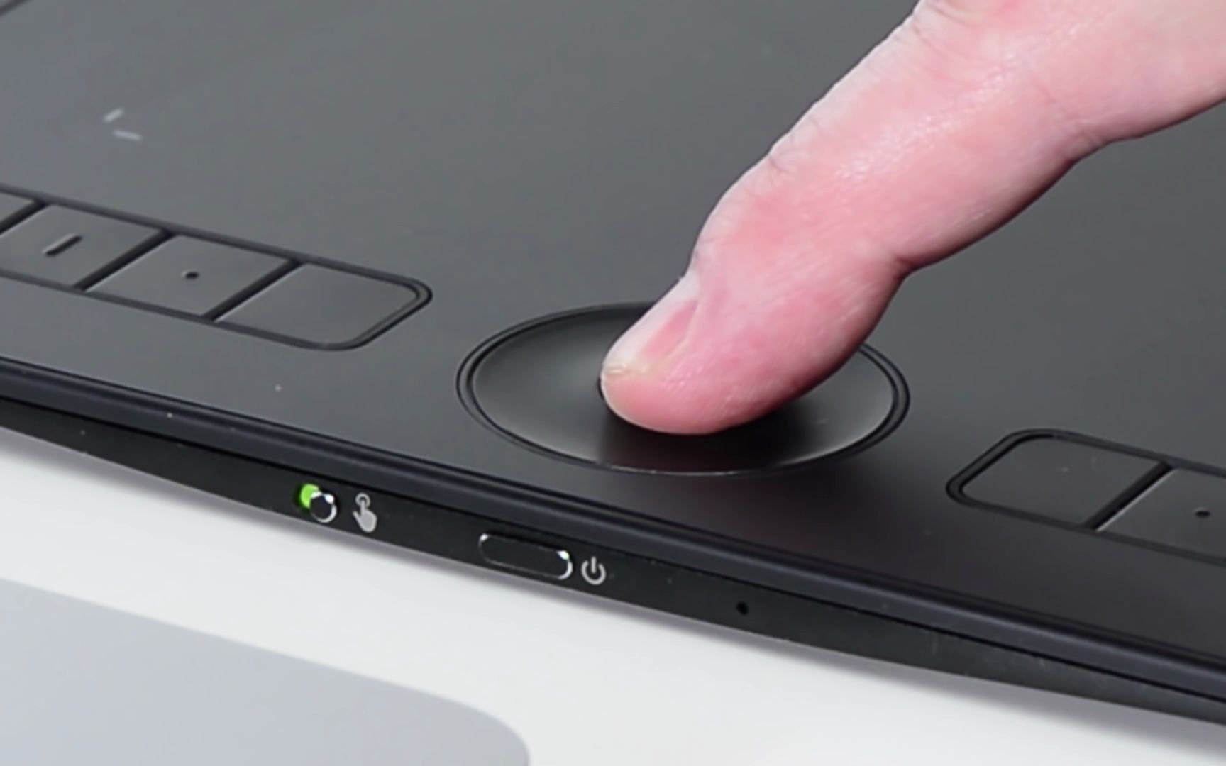 【快速入门指南 | Wacom Intuos Pro】4.与Windows电脑蓝牙连接