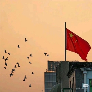 生在红旗下0421 
