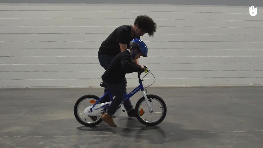 教儿童骑自行车--自行车系列教程(滑行、刹车、转向、踩踏板)