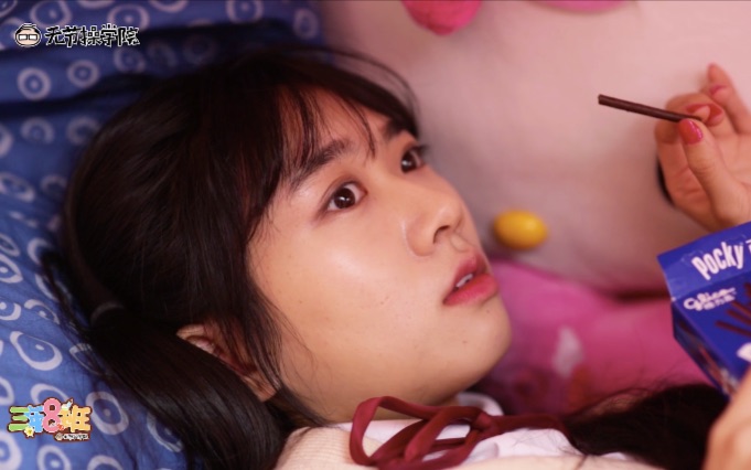 同学为翘课用尽花样借口,无聊老师竟在教室做羞羞事!【三年八班】