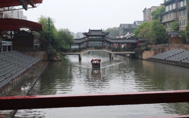 江南好,风景旧曾谙