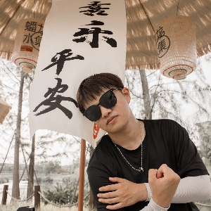 一半饺子 