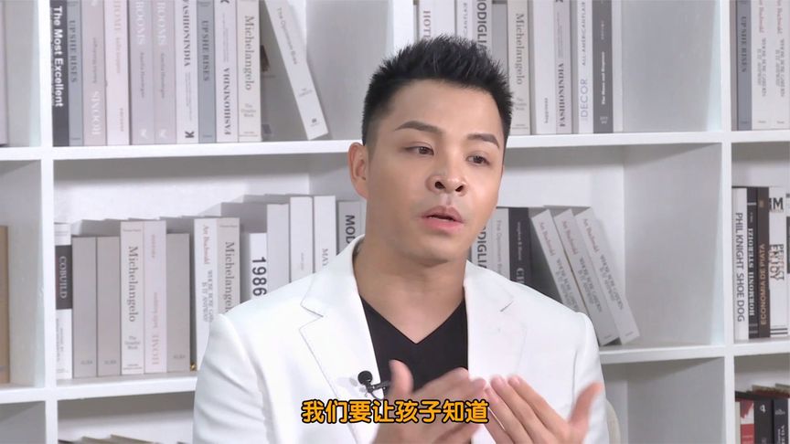 核桃编程&世界冠军何冲:父亲越严厉,越有利于孩子成长