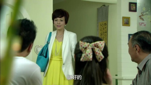 婚前协议:丈夫要把穷亲戚留在家,妻子反对,两人闹矛盾