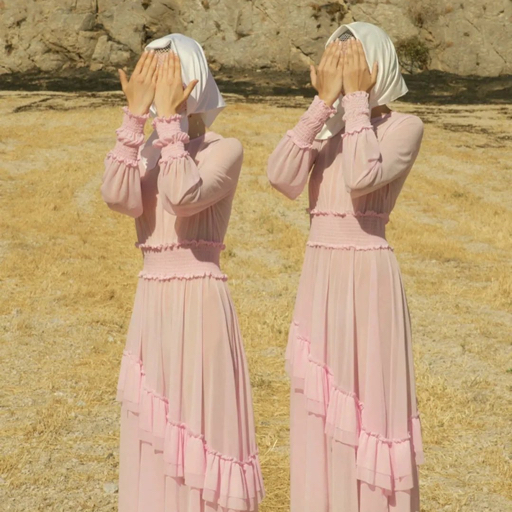 窝在云里荡秋千 