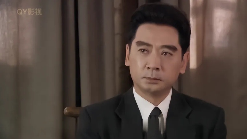 在中央年终总结大会上毛泽东受到批评周恩来去看望陈独秀