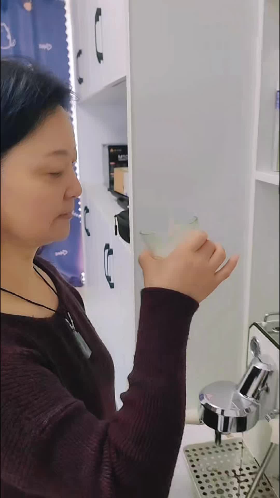 #一杯咖啡的快乐 清晨来一杯自制咖啡,开启一天的好运