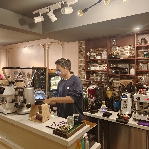 猫爸的咖啡店 