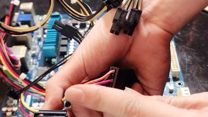 机械硬盘和固态硬盘安装教程