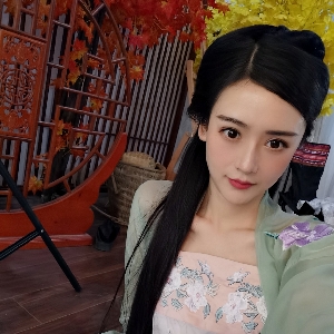 炎嫣 