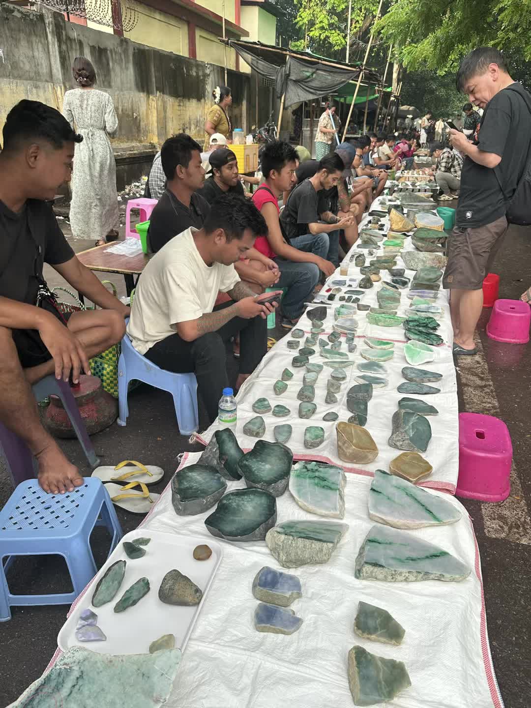 #天然翡翠 #原创视频 #强烈推荐 #每日分享 料子好不好切了才知道!#上...