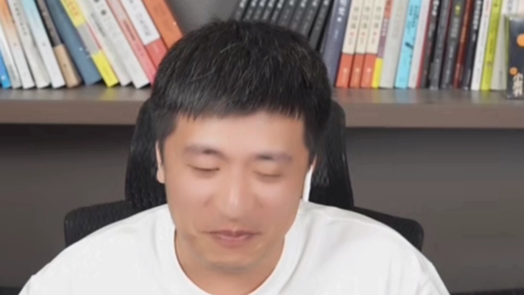 张雪峰回忆曾经的创业经历,第一个员工对他不离不弃,