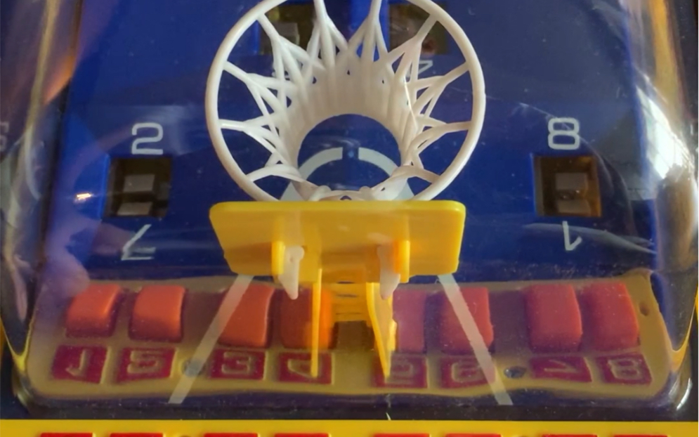 一次沙雕的玩具改造…