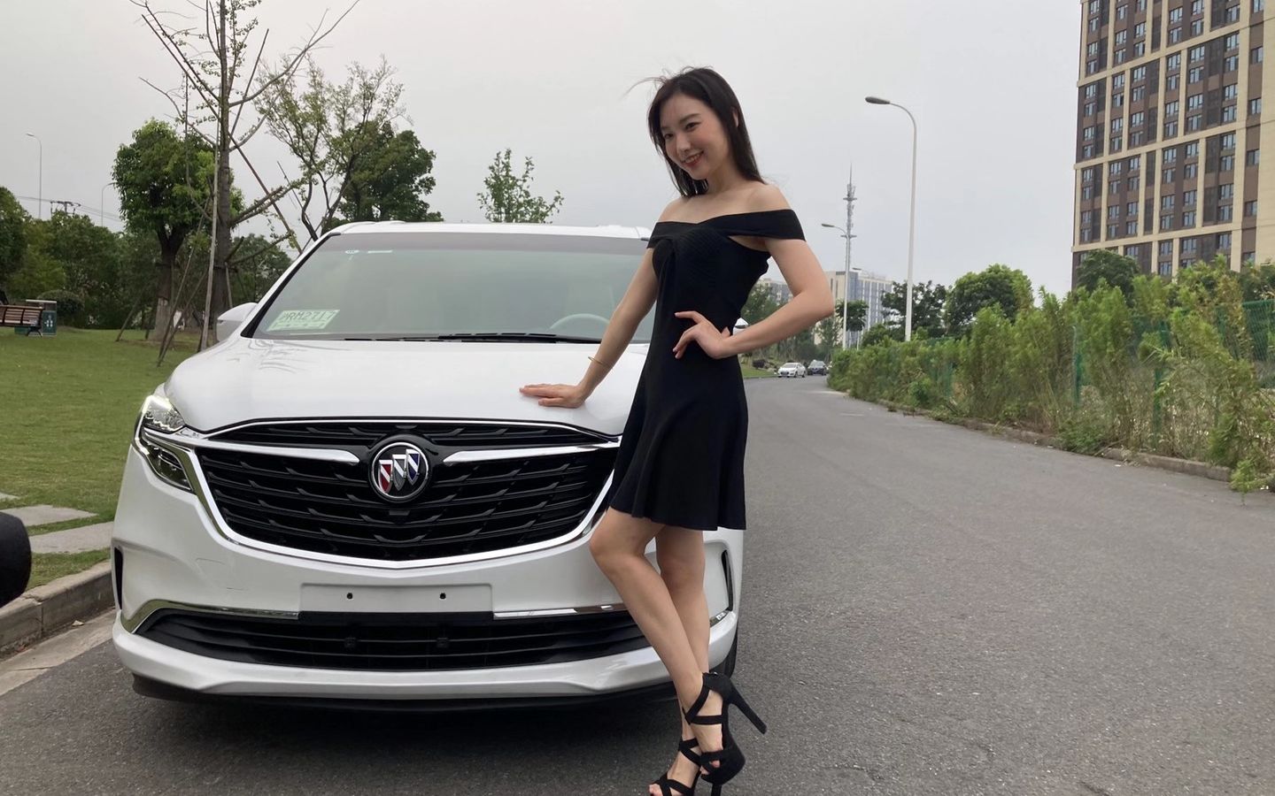 2020款别克Avenir艾维亚七座亲礼版_ES陆尊653T豪华旗舰型