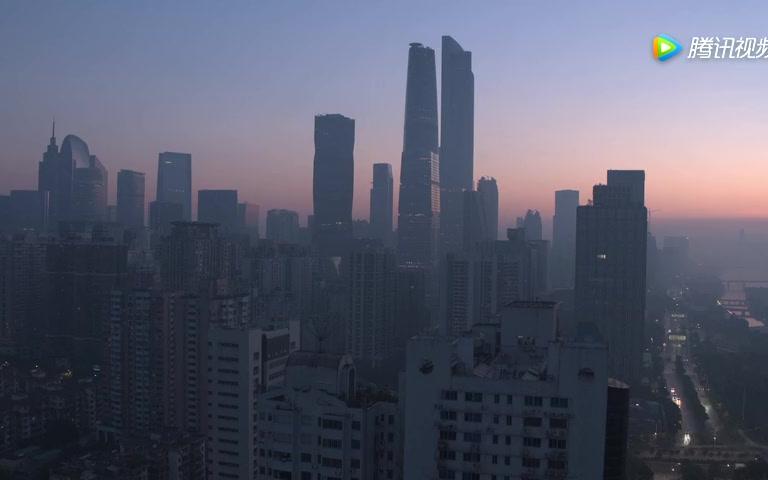 【感动中国】致敬在每个岗位努力奋斗的人