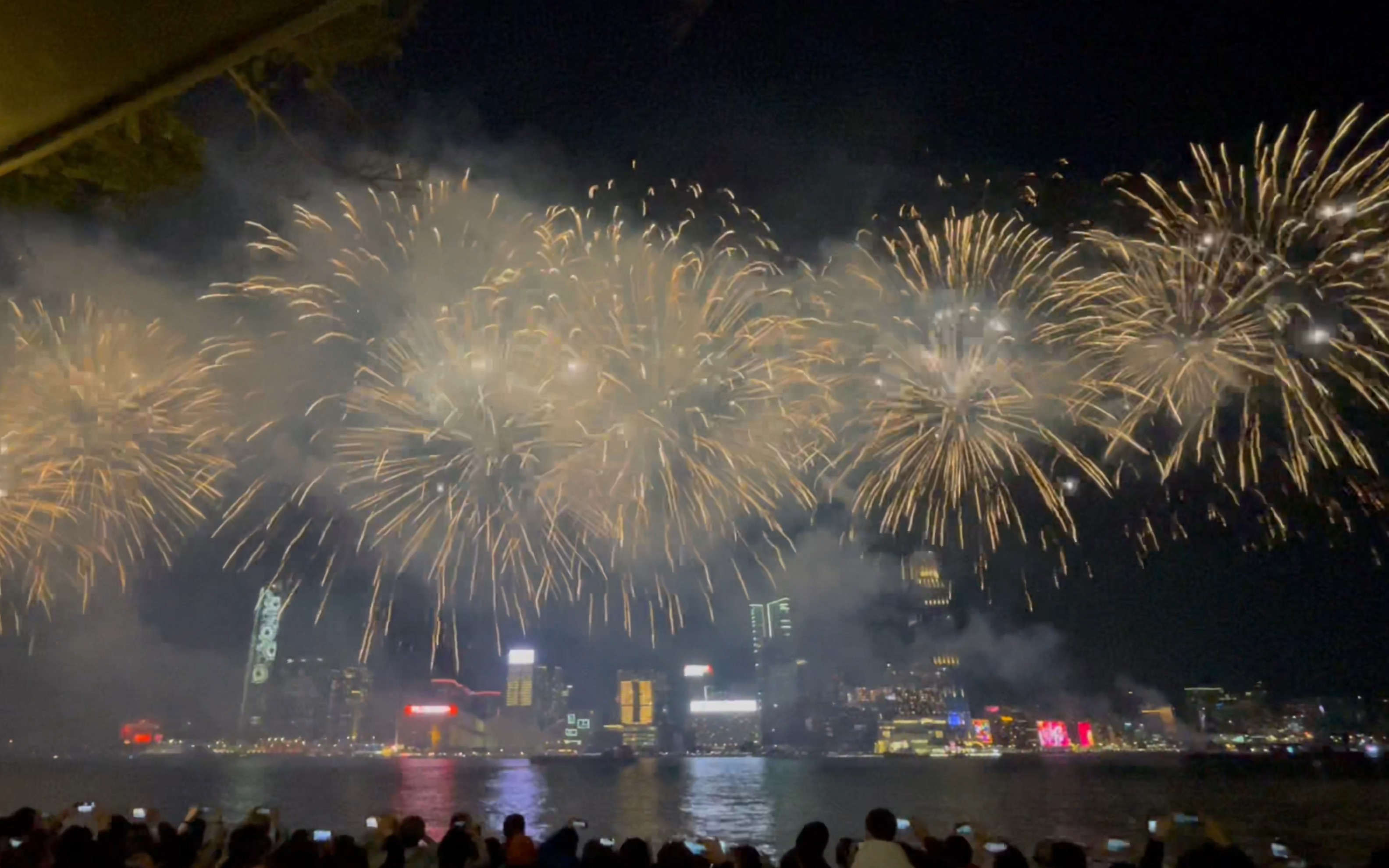 2024年春节农历正月初二,香港维多利亚港烟花秀,分8个篇章共23min