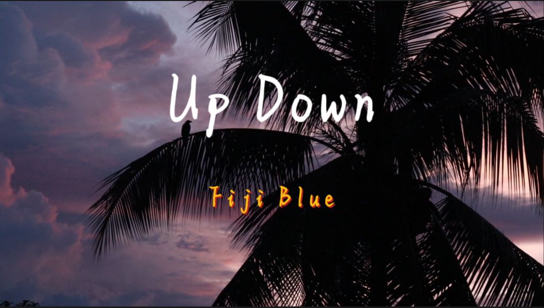 “生活需要点治愈系!”《Up Down》