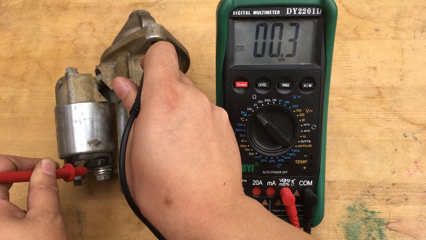 如何用万用表检测汽车启动机内部线路好坏,简单易懂