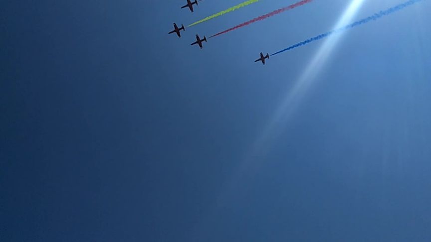 航空大学红鹰飞行表演队