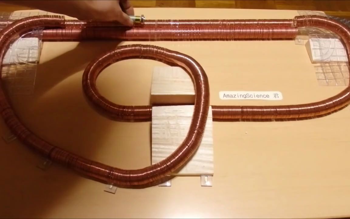 【磁悬浮原理】世界上最简单的磁悬浮列车!