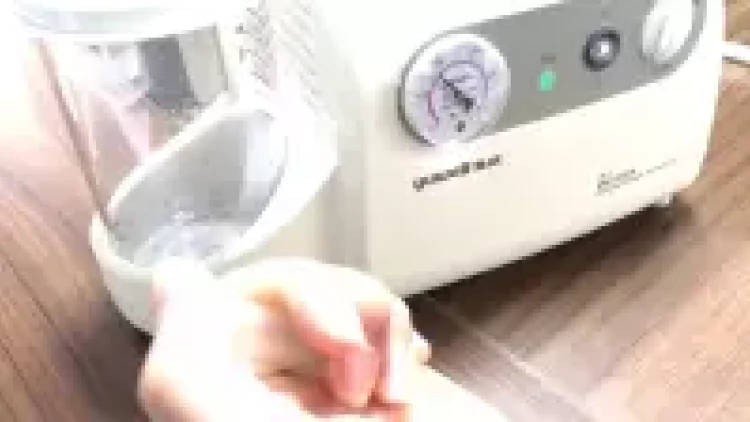 鱼跃吸痰器7E-C操作视频