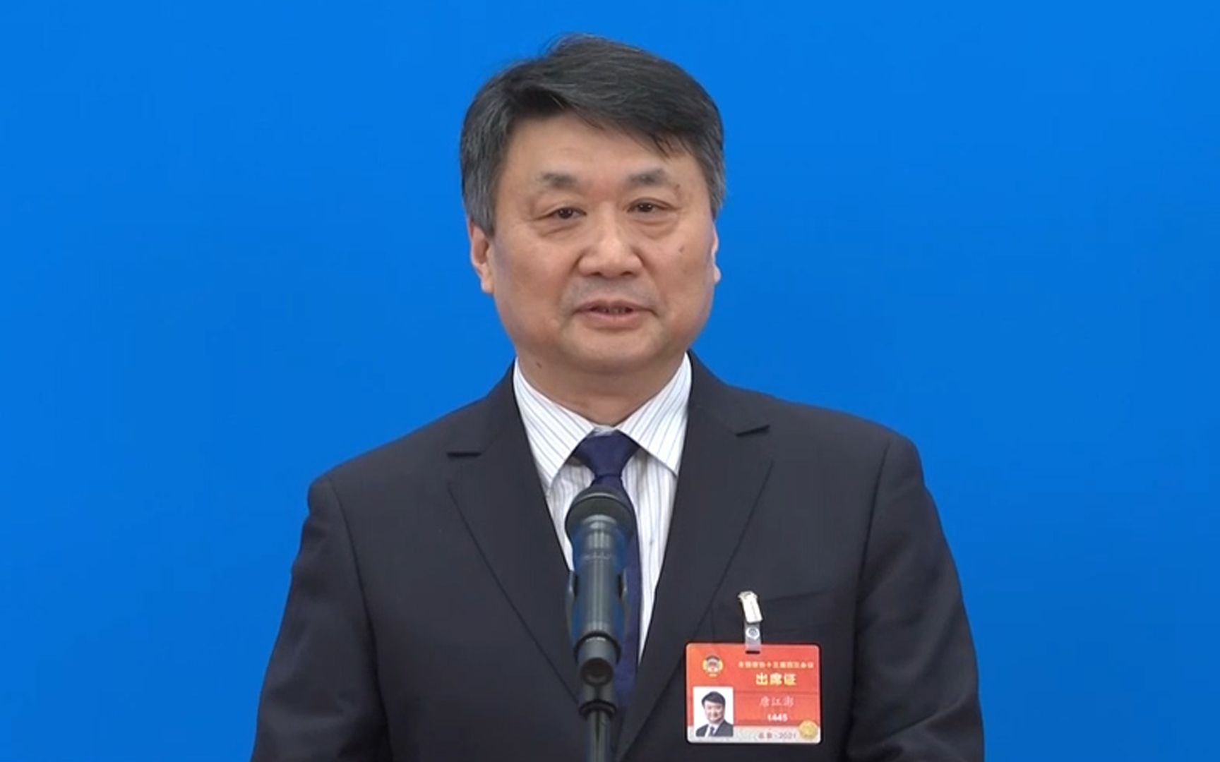 高中校长警示:132个男生连一个引体向上也做不到 学生要全面发展