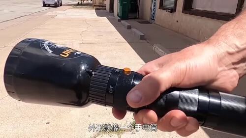抓坏人的网枪,一网撒过去,套上了就别想跑掉