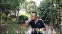 军功嘴滴腊哥又唱歌打咧 《拉住妈妈的手》