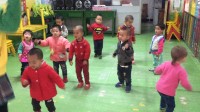 喜羊羊幼儿园小班师幼互动