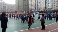 激烈的跳绳比赛