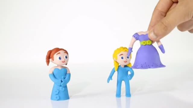 定格动画:两个公主的变装视频!