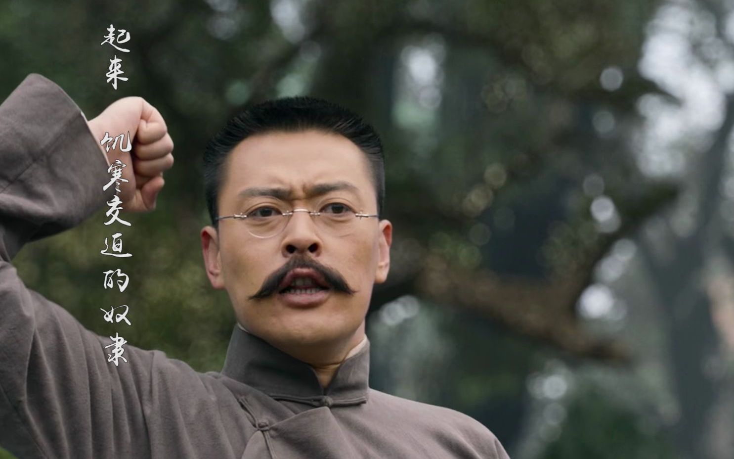 我们生在红旗下,长在春风里,人民有信仰,国家有力量,目光所至皆为华夏...
