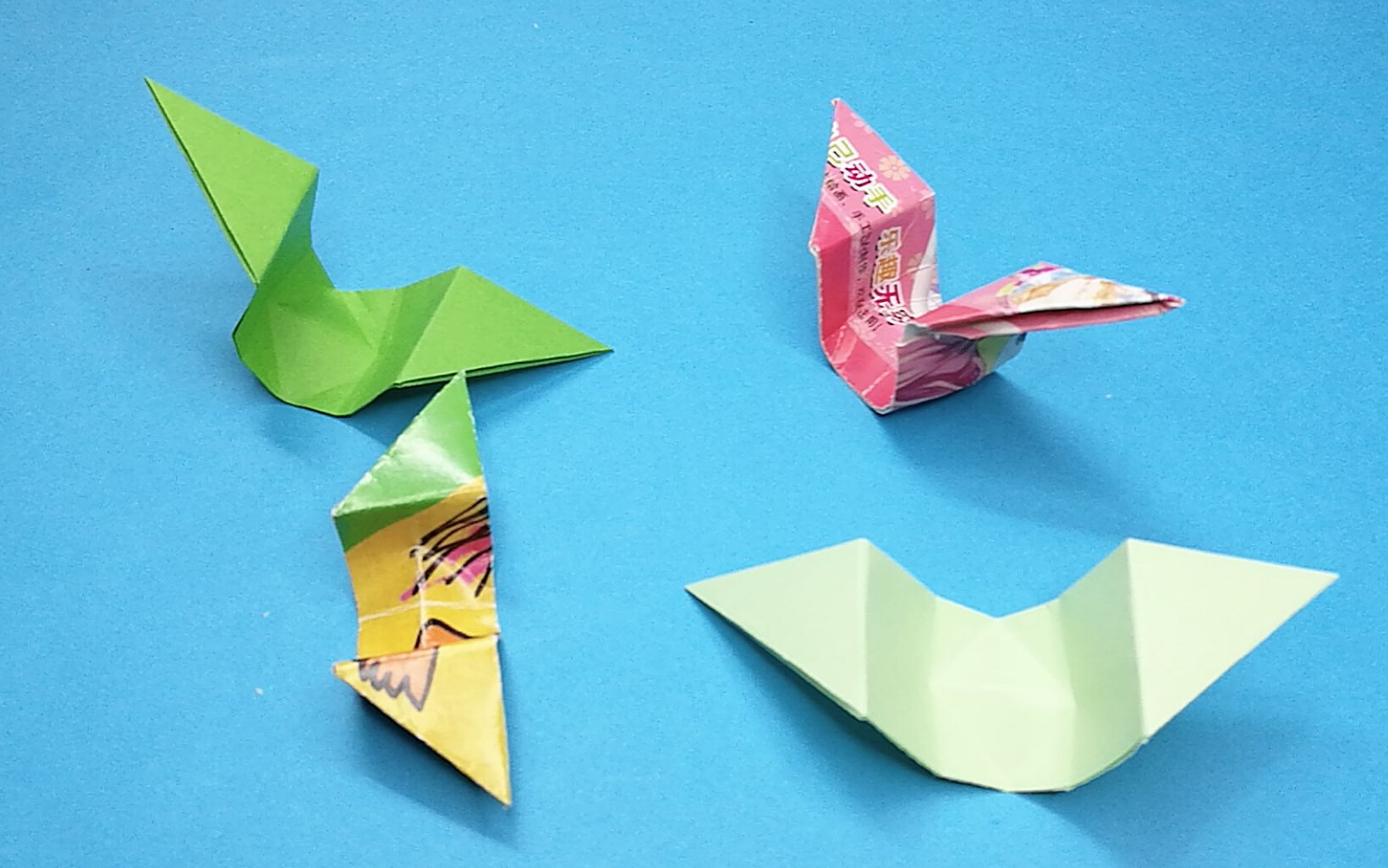 小壮手工折会动的翅膀,亲子陪伴手工折纸玩具,几步轻松做好