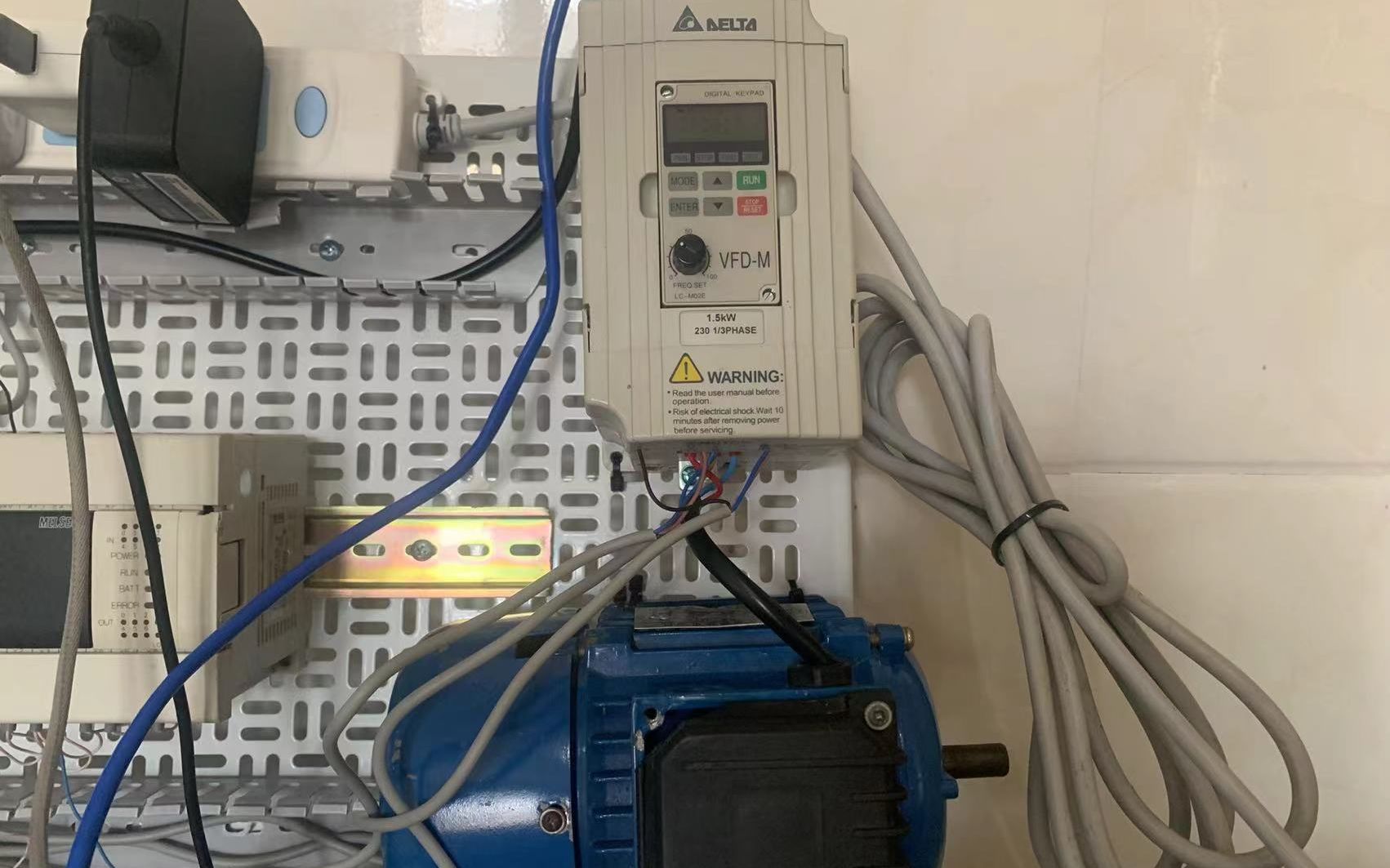...PLC通过ModbusRTU通讯控制变频器1-硬件介绍及变频器参数设置