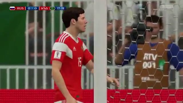 实况足球:2018世界杯第一场比赛,俄罗斯vs沙特0:1